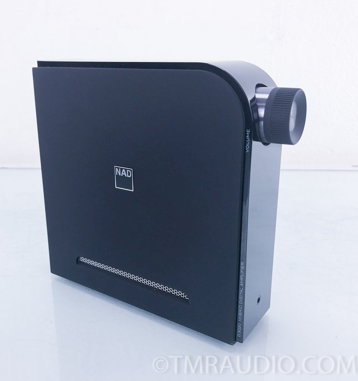 NAD D3020 Hybrid Digital Integrated Amplifier — The Music Room