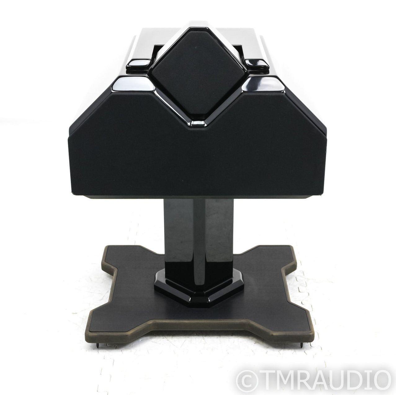 Wilson WATCH Center Channel Speaker w/ Stand — The Music Room